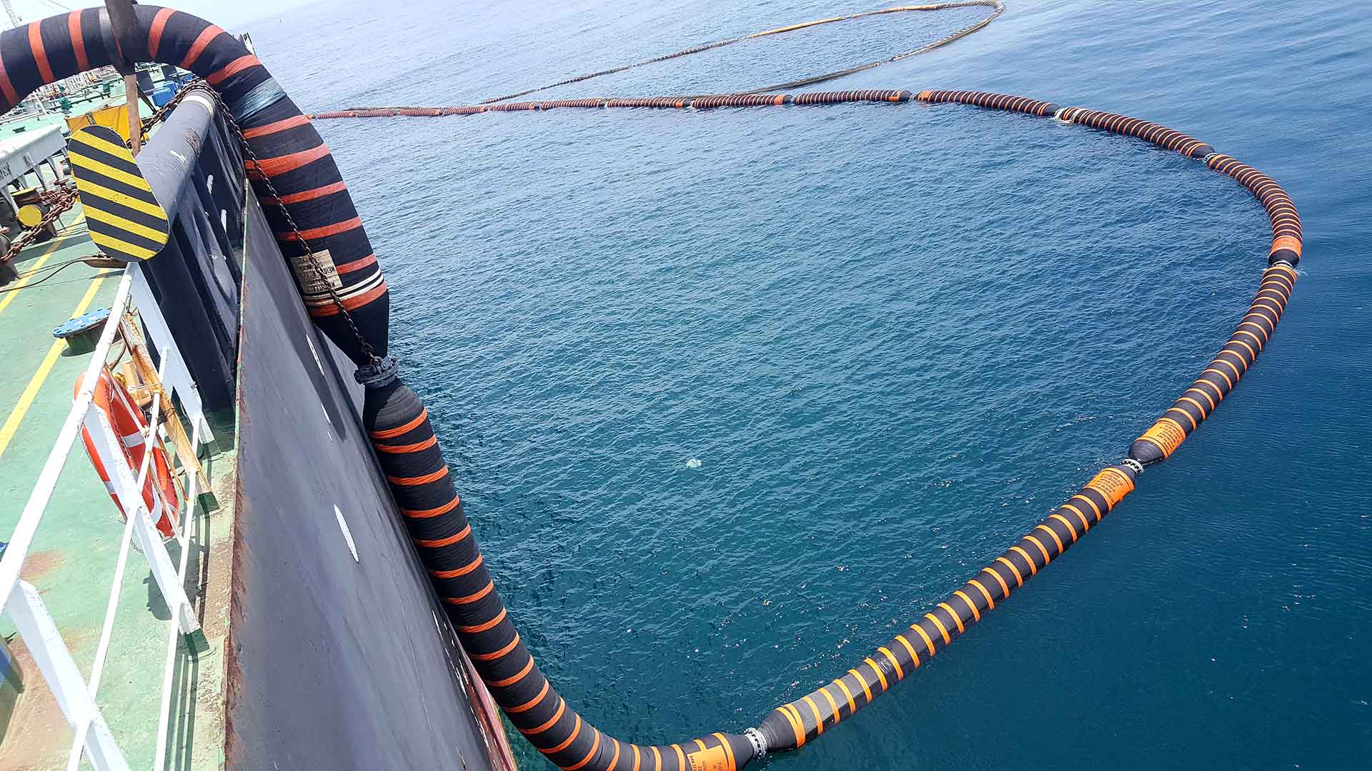 Floating Mainline Hose (Double Carcass)
